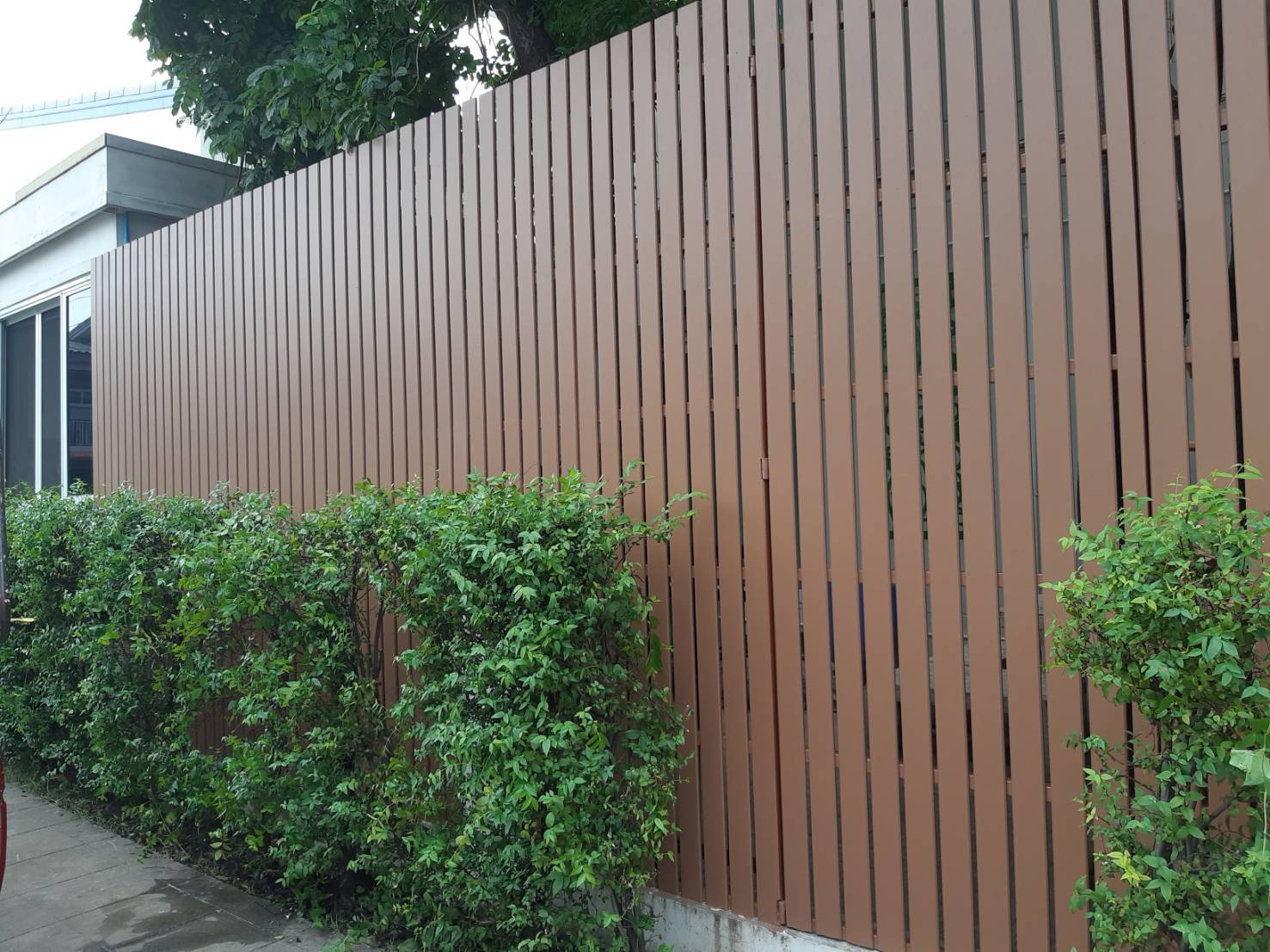 Installation of Fiber Cement Fences, Slats Koh Samui by CHK Company